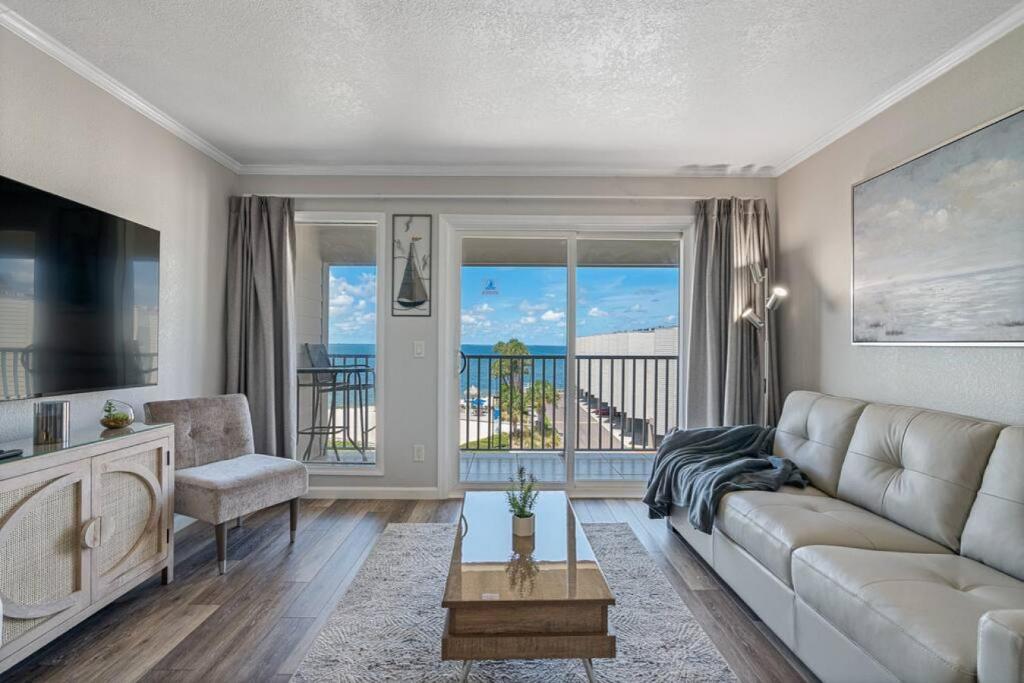 Stunning Bay Views from your Private Balcony, Tampa (updated prices 2026)