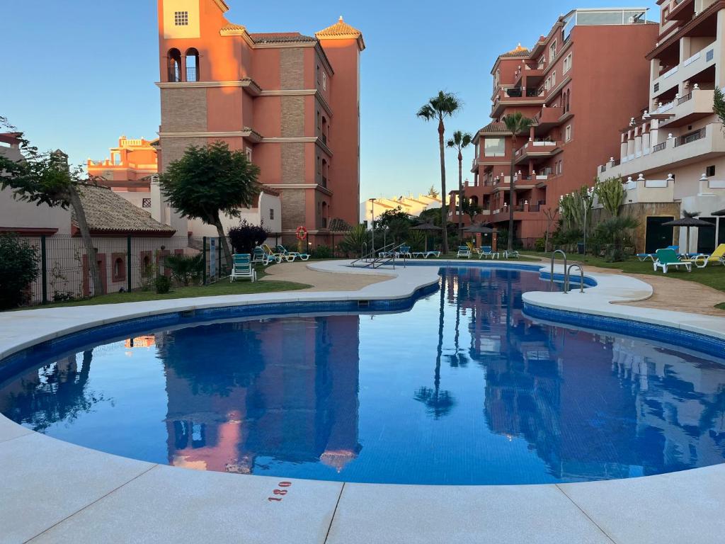 Apartment Duquesa Regent, Manilva (updated prices 2025)