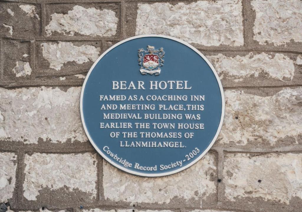 The Bear, Cowbridge, Cowbridge (updated prices 2025)