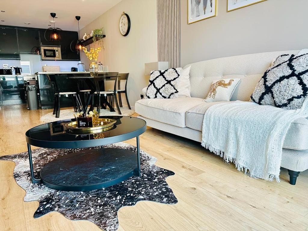 The Lux at Pierson House, Plymouth (updated prices 2025)