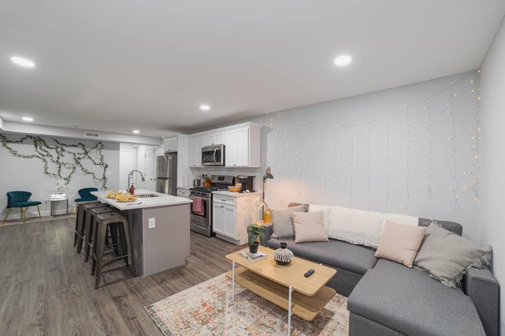 Suite Dreams 2BR Parking Yale New Haven Lawn Club, New Haven (updated ...