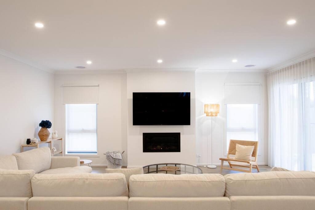 The Capel, Capel Sound (updated prices 2026)