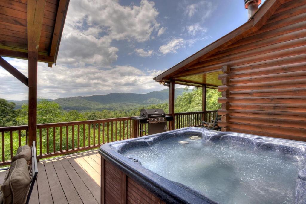 A Sunset Ridge, Ellijay (updated prices 2026)