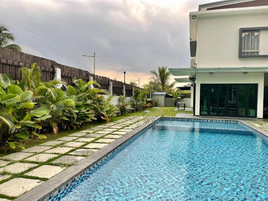 Teratak Amandarii Homestay, Kajang (updated prices 2025)