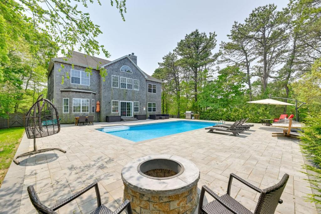 Pet-Friendly Southampton Paradise with Pool!, Southampton (updated ...