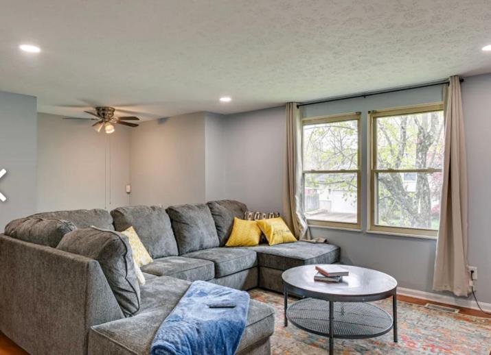 New Louisville House- 10m Dwntwn, Louisville (updated prices 2025)