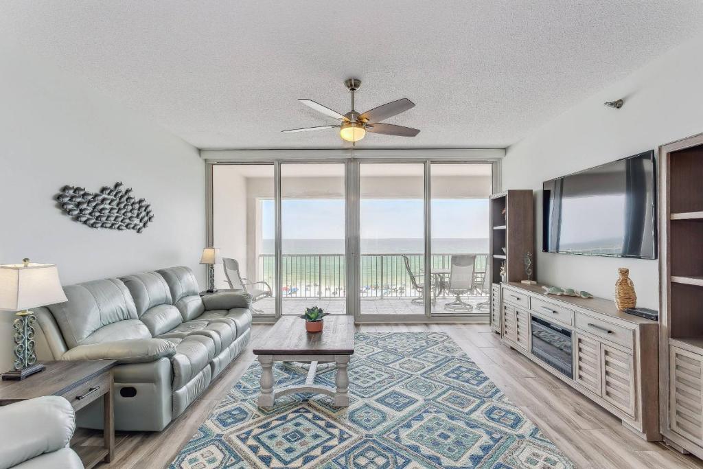 Regency Condo 405, Navarre (updated prices 2026)