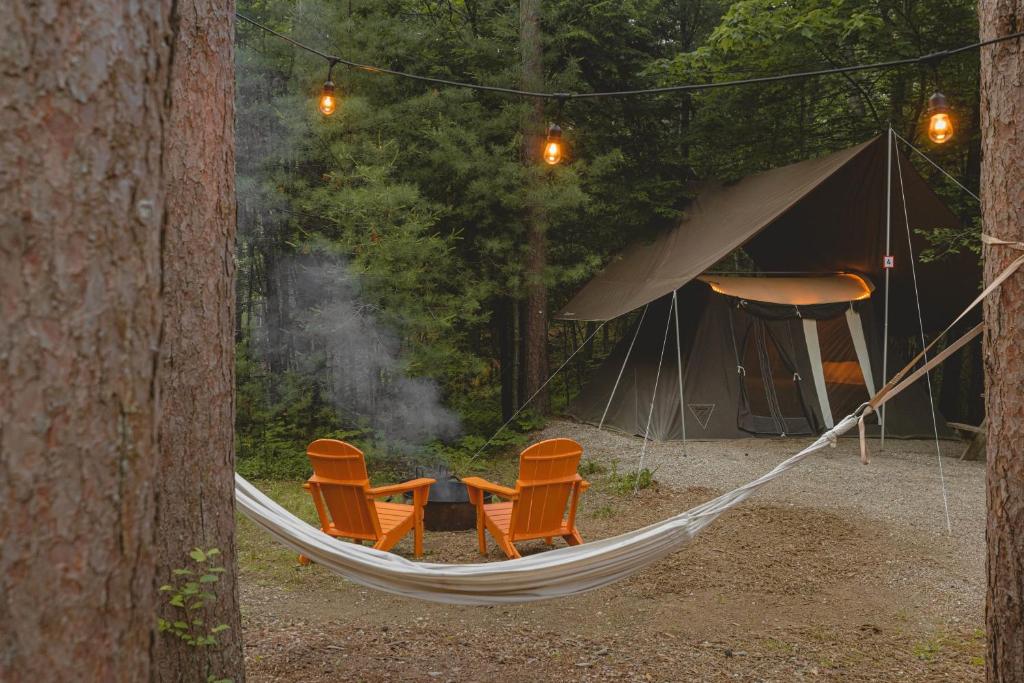 Rustic canvas glamping tent w queen bed - 04, Freeport (updated prices ...