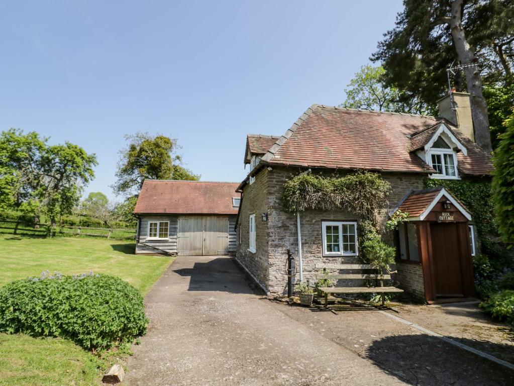 Rock Cottage, Leominster (updated prices 2026)