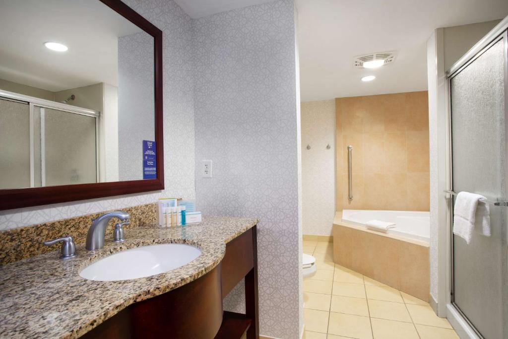 Hampton Inn Watertown, Watertown (updated prices 2025)