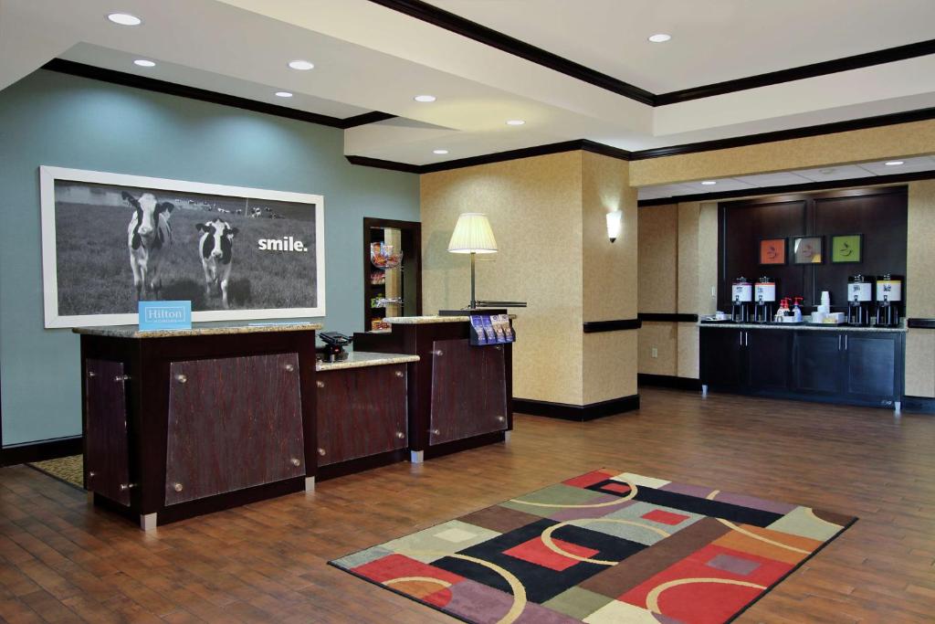 Hampton Inn & Suites Buffalo, Buffalo (updated prices 2025)