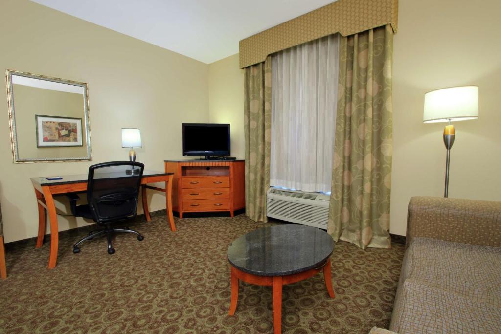 Hampton Inn & Suites Buffalo, Buffalo (updated prices 2025)
