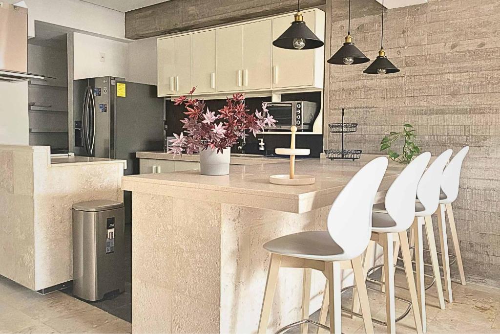 Camina 3 minutos para entrar al WTC y Pepsi Center, Mexico (tarifs ...