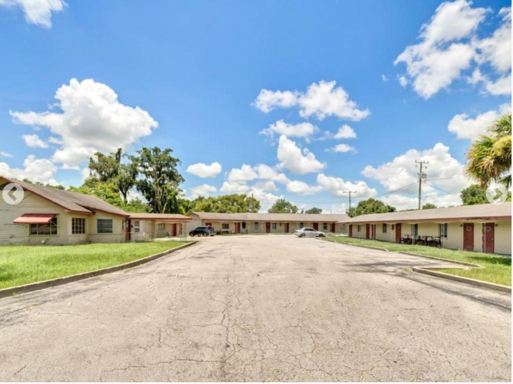 Deland Motel, DeLand – Updated 2023 Prices