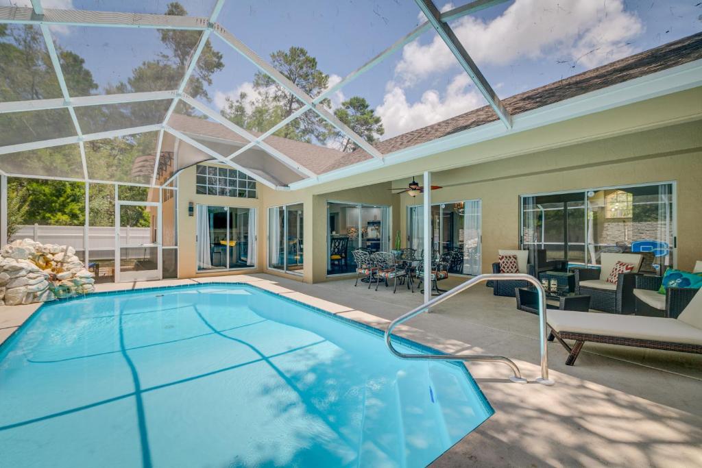 Family Getaway with Games and Pool in Spring Hill, Spring Hill (updated ...