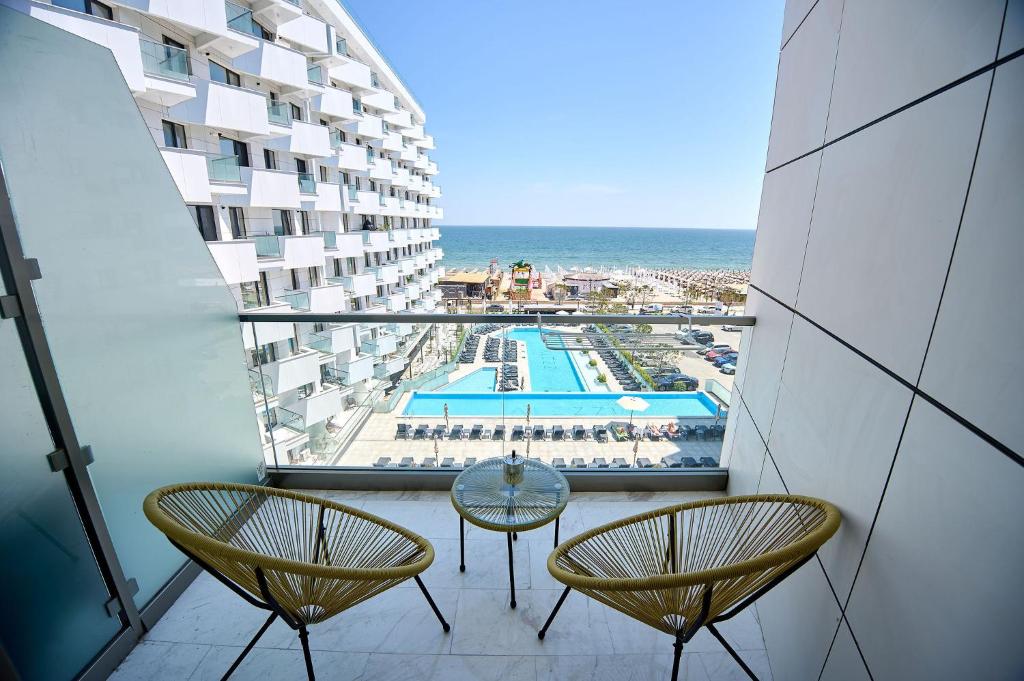 Sea-esta Studio in Infinity Beach Resort, Mamaia – Updated 2024 Prices