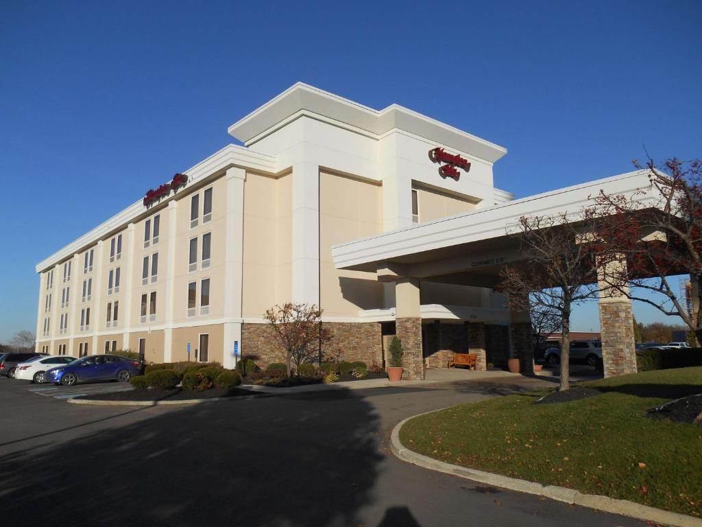 Hampton Inn Columbus-International Airport - SuiteTrails