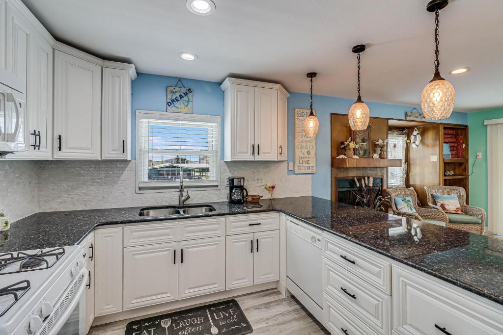 Starboard Kitchen Cabinets | Cabinets Matttroy