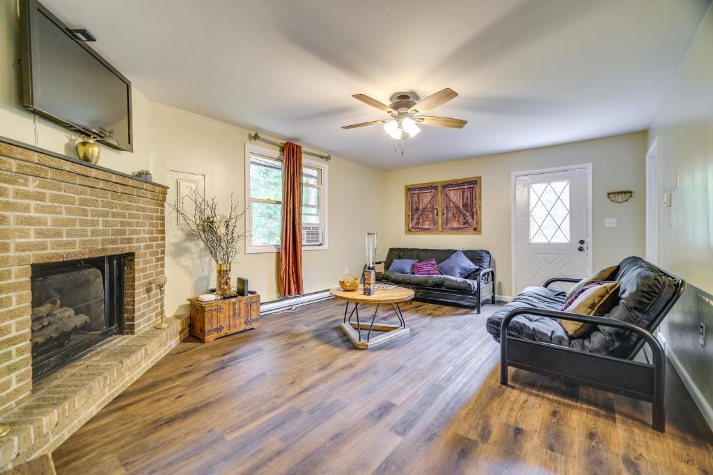 Game Room, Trampoline Tobyhanna Vacation Rental!, Tobyhanna (updated prices 2026)