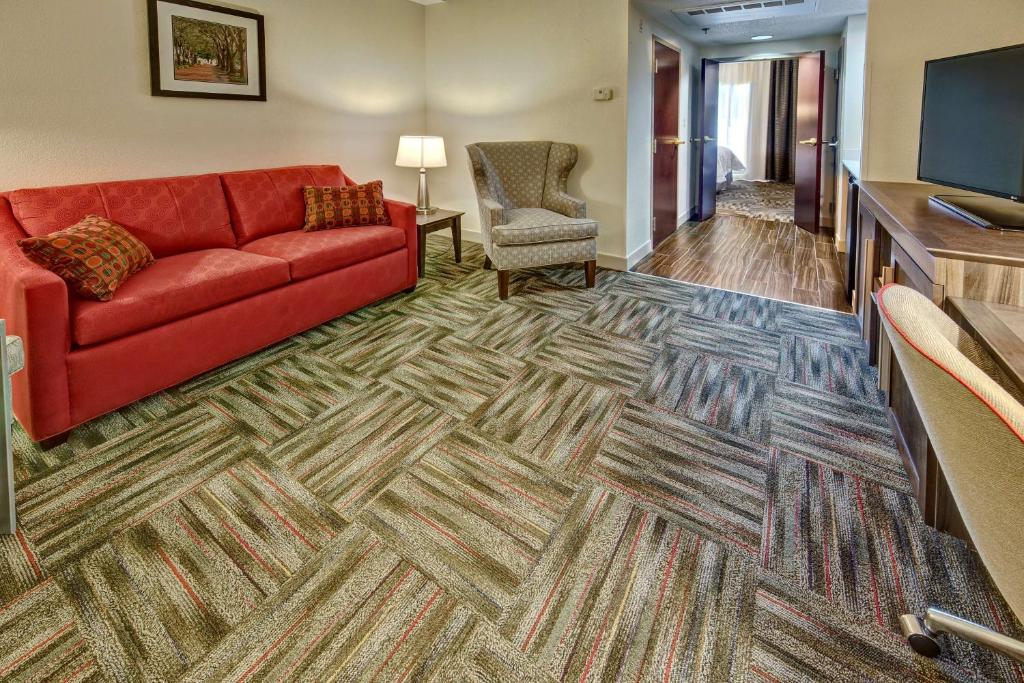 Hampton Inn Newberry Opera House, Newberry (updated prices 2025)