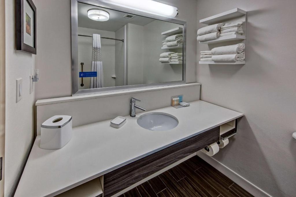 Hampton Inn Newberry Opera House, Newberry (updated prices 2025)