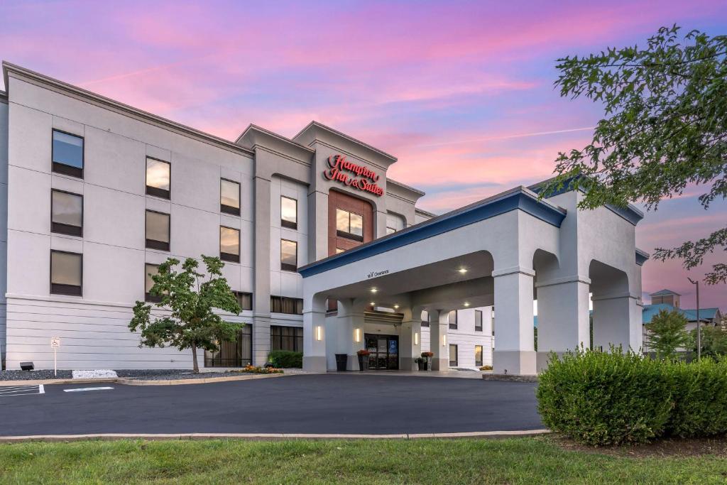Hampton Inn & Suites Louisville East, Louisville (updated prices 2026)