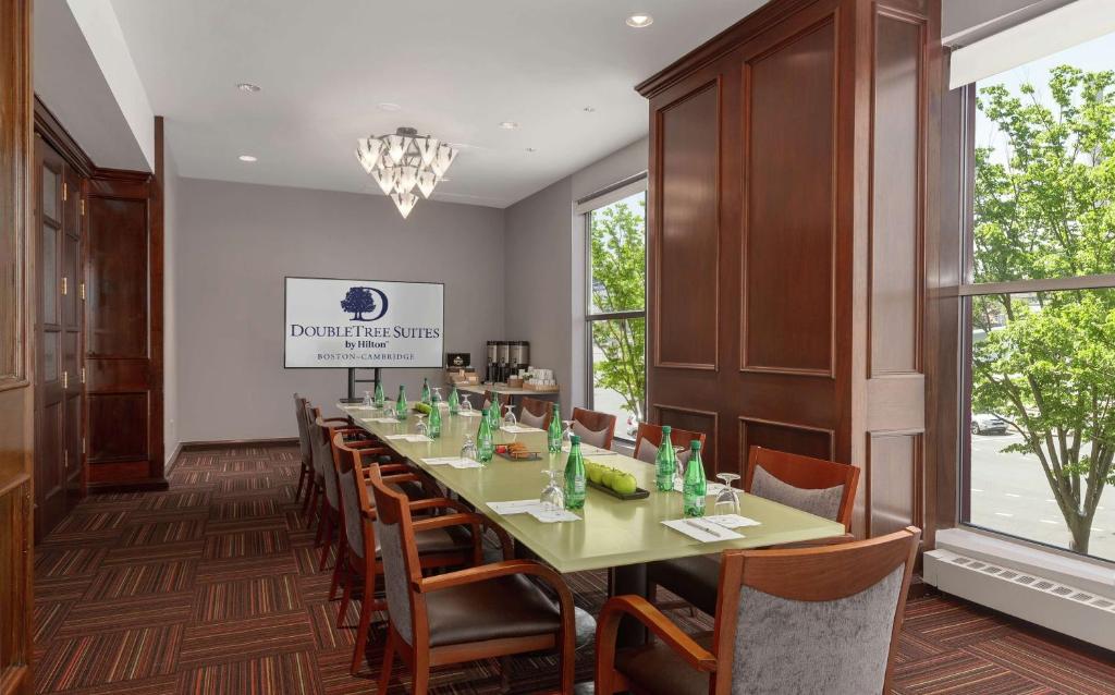DoubleTree Suites by Hilton Hotel Boston - Cambridge, Boston (updated ...