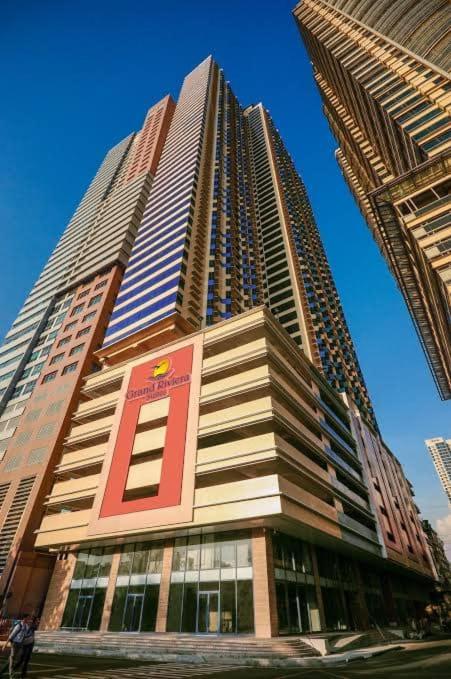 Roxas Blvd Stunning Studio Condo Near US Embassy, Manila (updated ...