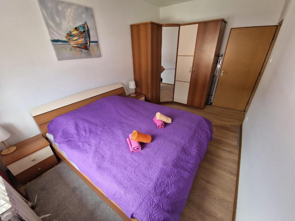 Mendula, Kaštela (updated prices 2026)