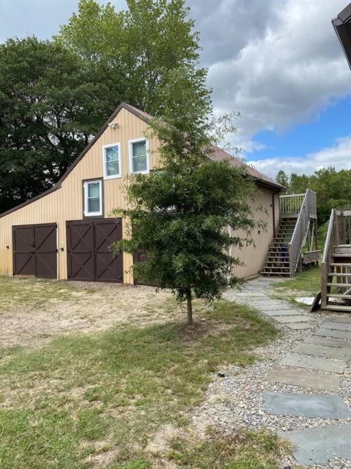 Eden Farm: Private Studio Minutes from Salisbury, Eden (updated prices ...