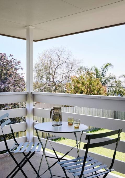 Beachside Retro Retreat Portarlington, Portarlington (updated prices 2026)