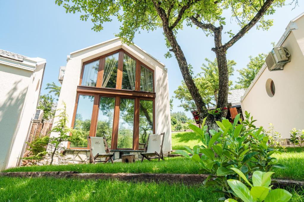 Toplik Village Resort, Lukavica (updated prices 2026)