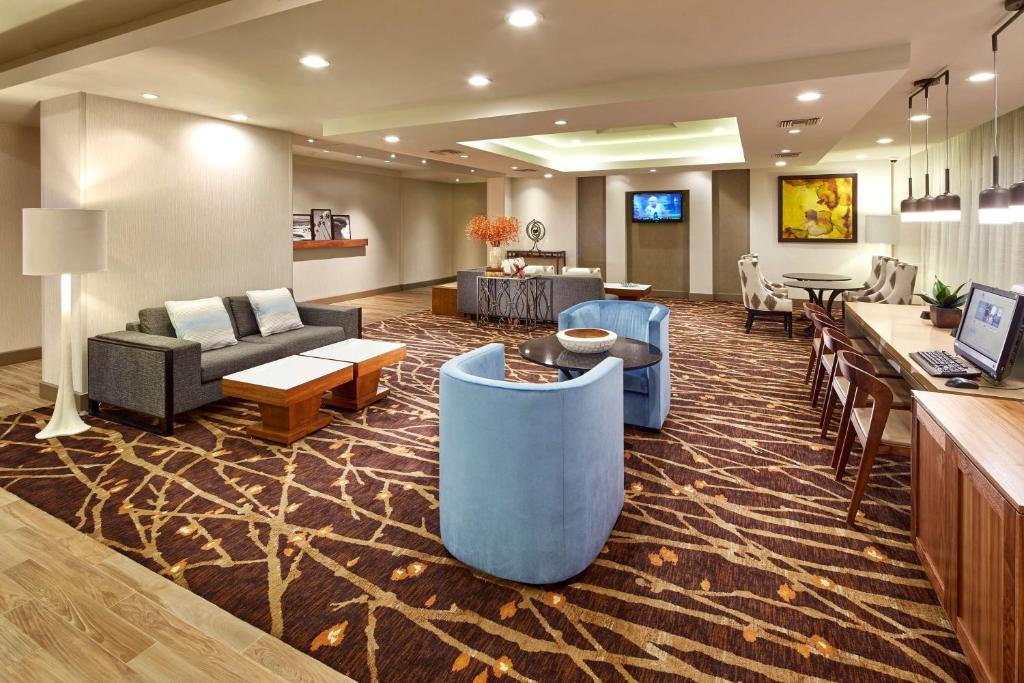DoubleTree by Hilton LAX - El Segundo, El Segundo (updated prices 2025)