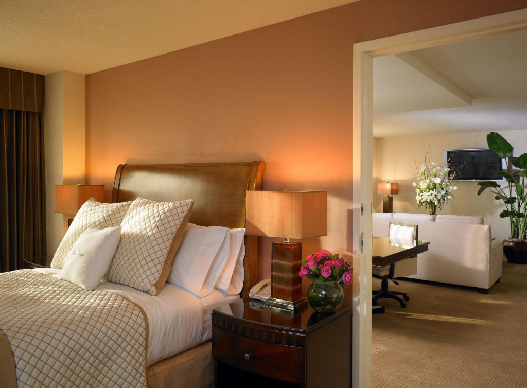 DoubleTree Suites By Hilton Anaheim Resort/Convention Center, Anaheim ...