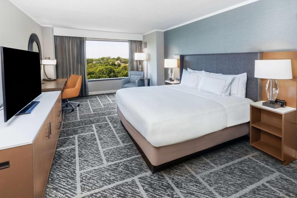 DoubleTree by Hilton Tulsa - Warren Place, Tulsa (updated prices 2025)