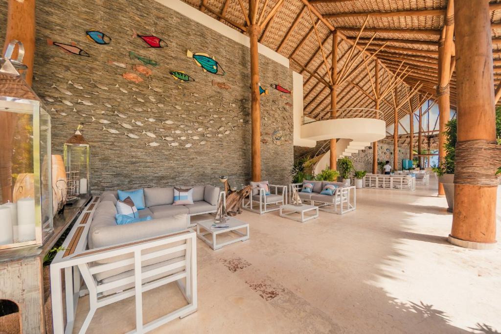 Nearby beach and beach club at Portillo NF, Las Terrenas (updated ...