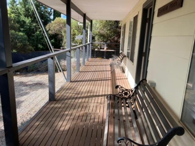 Carnegie House 3 Carnegie St Port Elliot - BYO Linen, Port Elliot ...