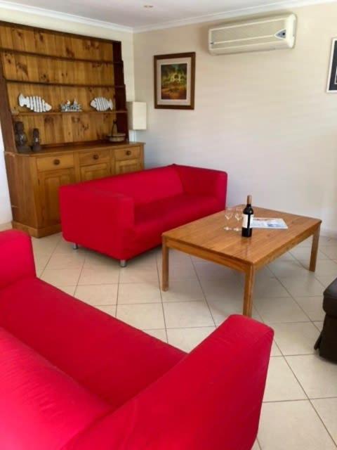 Carnegie House 3 Carnegie St Port Elliot - BYO Linen, Port Elliot ...