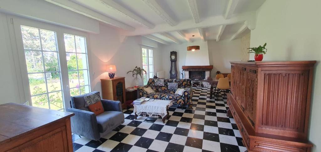 Maison au calme avec jardin près du Château, forêt et plage, Condette ...