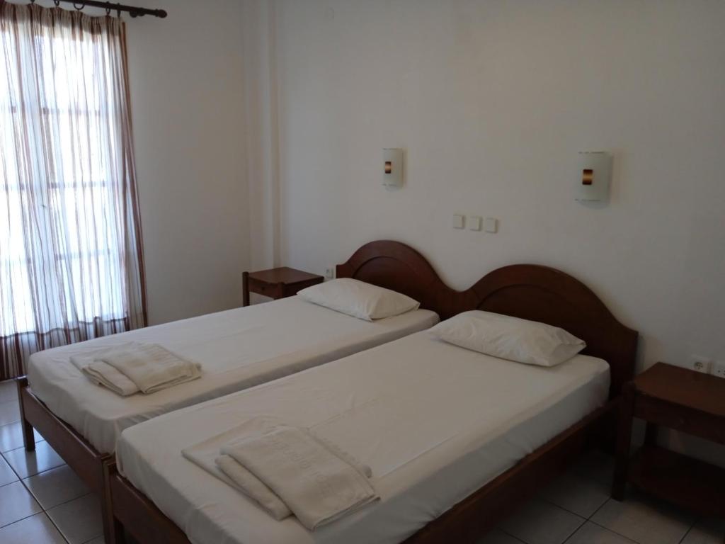 Aphrodite's Room on Santorini, Kamari (updated prices 2026)