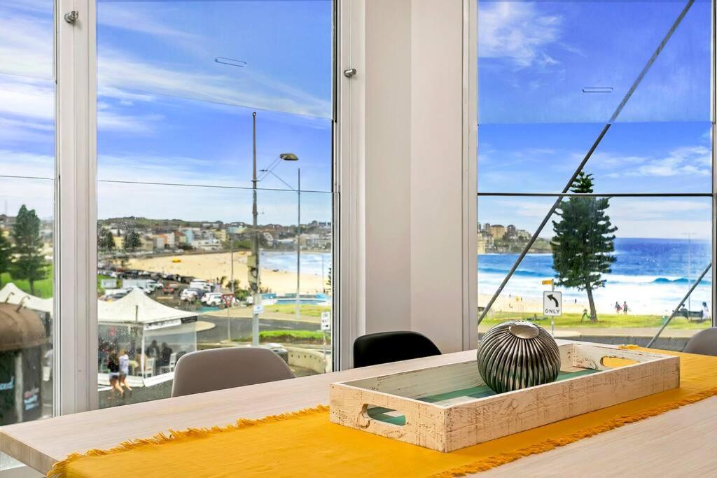 BB010 - fantastic views overlooking Bondi Beach, Sydney (updated prices ...
