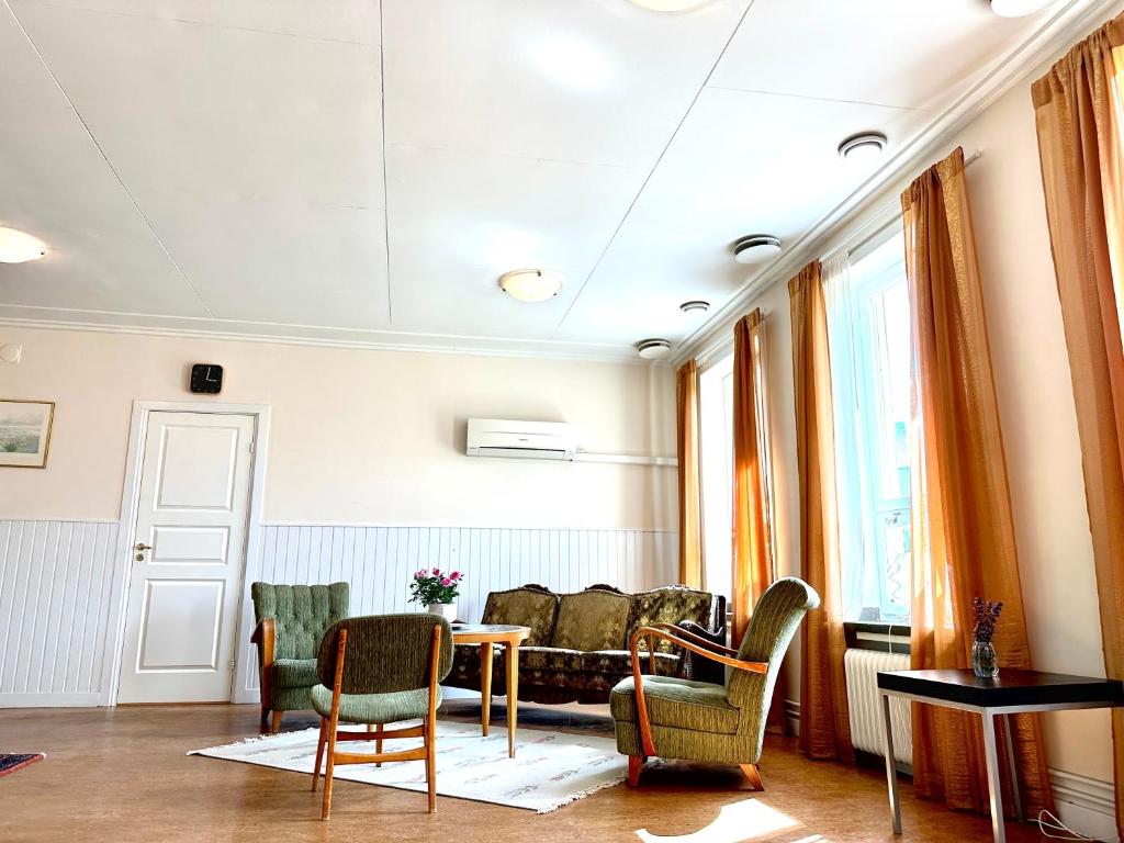 Stockholm, Helenelund, 10 min från City, Sollentuna (precios ...