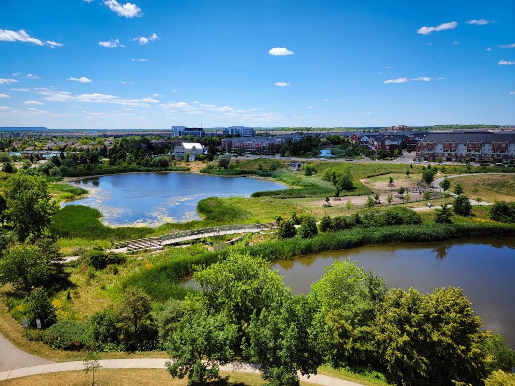 Apartman Romantic Oasis with Stunning Views & Amenities (CAN Okvil ...