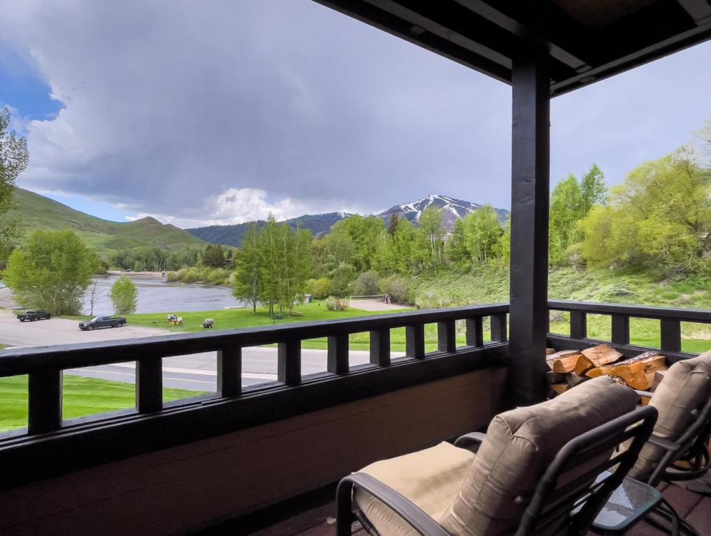 Lake View Wildflower, Sun Valley (updated prices 2024)
