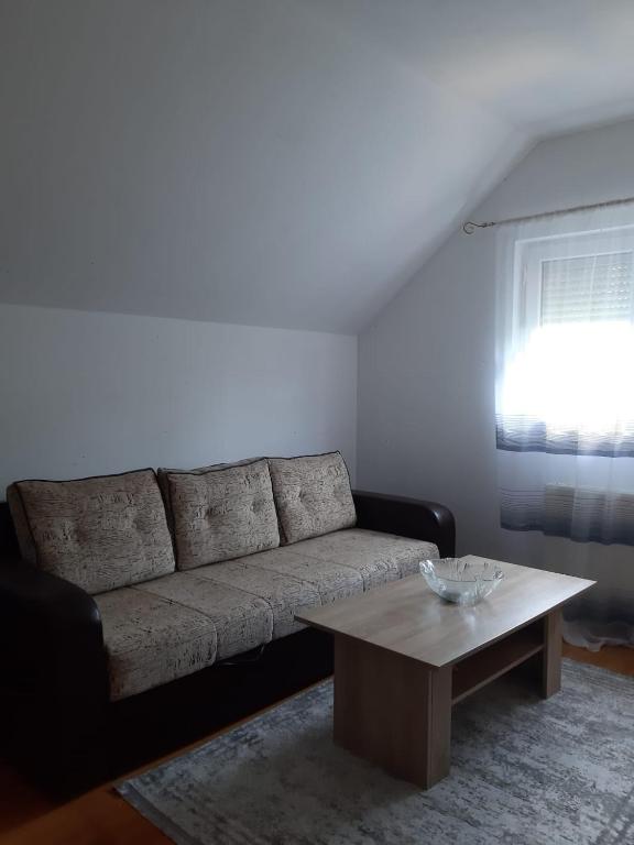 Stan na dan Modriča, Modriča (updated prices 2026)