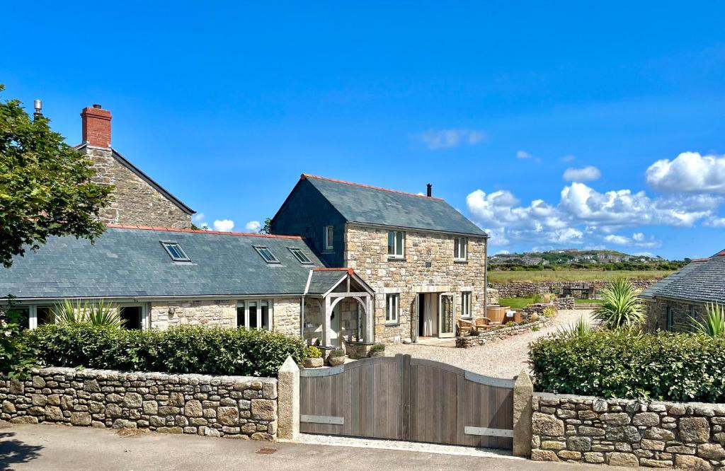 The Riblows, Cape Cornwall, Penzance (updated prices 2026)