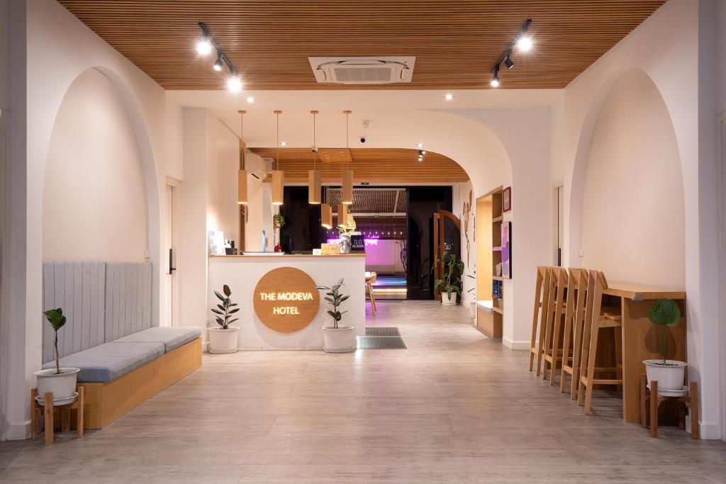 The Modeva Hotel, Kanchanaburi City (updated prices 2026)