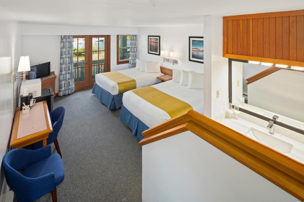 Canadian Princess Lodge & Marina, Ucluelet (updated prices 2025)