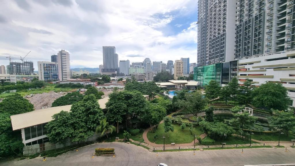 Marinel Grand Residences Cebu - walking distance to IT Park - SuiteTrails
