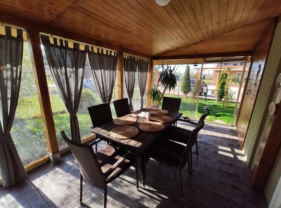 Sweet escape in Cosmopolis, Tunari – Updated 2023 Prices